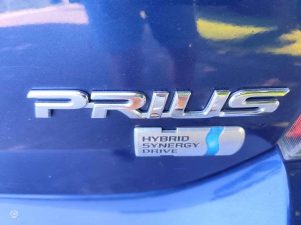 Blue Toyota Prius 2009 in Klaipeda, with an engine capacity of 1.50 L and mileage of 300 thousand km for 4350 €, photo 10 on AUTOMOTO.COM.LV