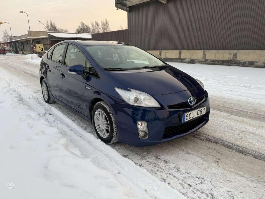 Zils Toyota Prius 2010 Klaipėda, ar dzinēja tilpumu 1.80 L un nobraukumu 379 tūkst. km par 4950 €, foto 3 vietnē AUTOMOTO.COM.LV