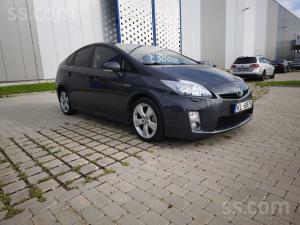 Zils Toyota Prius 2010 Rīga, ar dzinēja tilpumu 1.80 L un nobraukumu 310 tūkst. km par 5800 €, foto 3 vietnē AUTOMOTO.COM.LV