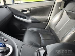 Zils Toyota Prius 2010 Rīga, ar dzinēja tilpumu 1.80 L un nobraukumu 310 tūkst. km par 5800 €, foto 9 vietnē AUTOMOTO.COM.LV