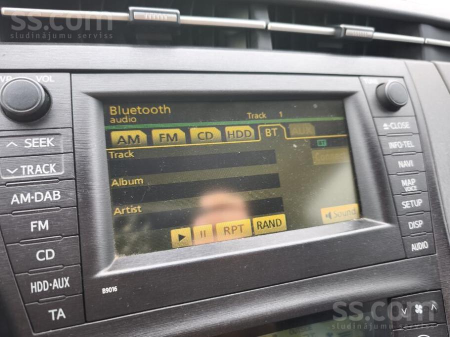 Zils Toyota Prius 2010 Rīga, ar dzinēja tilpumu 1.80 L un nobraukumu 310 tūkst. km par 5800 €, foto 13 vietnē AUTOMOTO.COM.LV
