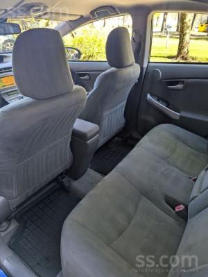 Zils Toyota Prius 2010 Rīga, ar dzinēja tilpumu 1.80 L un nobraukumu 275 tūkst. km par 4960 €, foto 7 vietnē AUTOMOTO.COM.LV