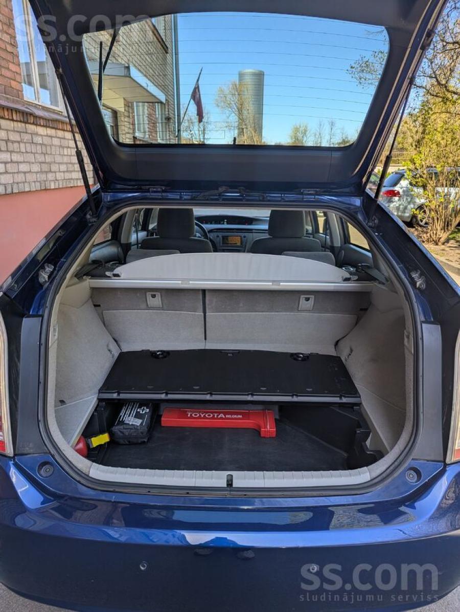 Zils Toyota Prius 2010 Rīga, ar dzinēja tilpumu 1.80 L un nobraukumu 275 tūkst. km par 4960 €, foto 11 vietnē AUTOMOTO.COM.LV