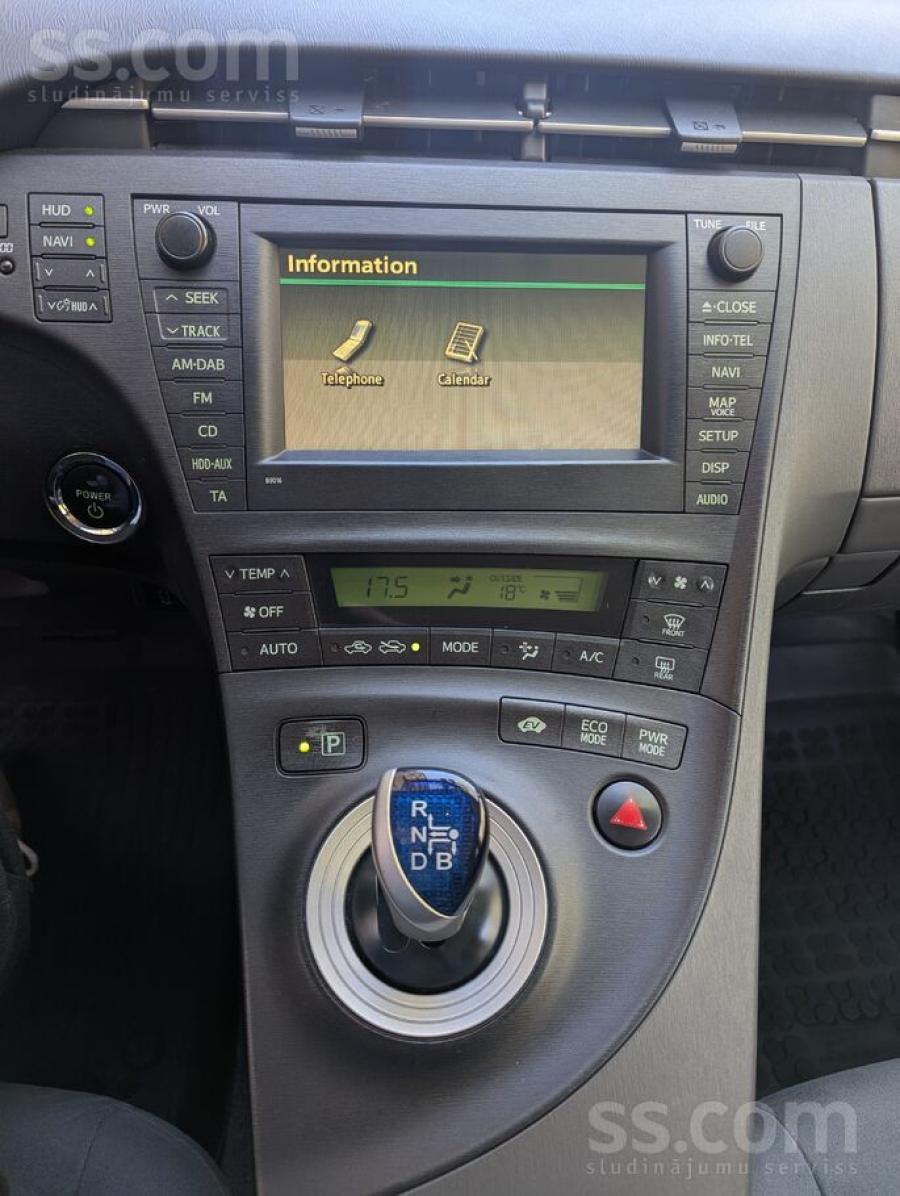 Zils Toyota Prius 2010 Rīga, ar dzinēja tilpumu 1.80 L un nobraukumu 275 tūkst. km par 4960 €, foto 15 vietnē AUTOMOTO.COM.LV