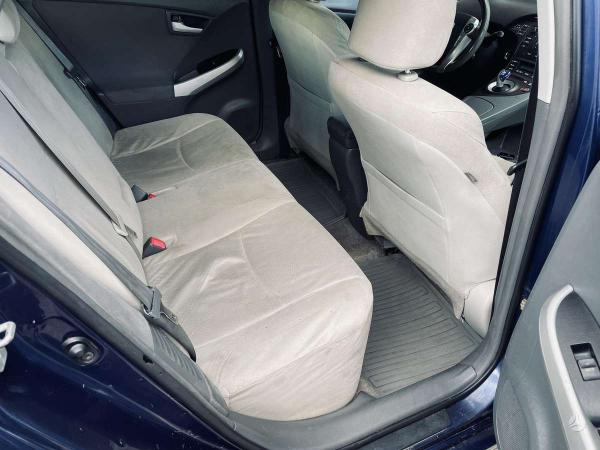 Zils Toyota Prius 2010 Viļņa, ar dzinēja tilpumu 0.00 L un nobraukumu 400 tūkst. km par 4300 €, foto 9 vietnē AUTOMOTO.COM.LV