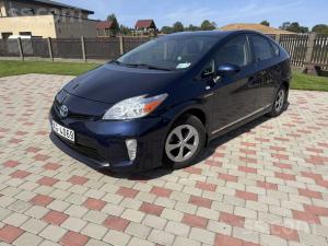 Zils Toyota Prius 2012 Rīga, ar dzinēja tilpumu 1.80 L un nobraukumu 250 tūkst. km par 6900 €, foto 1 vietnē AUTOMOTO.COM.LV