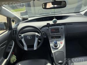Zils Toyota Prius 2012 Rīga, ar dzinēja tilpumu 1.80 L un nobraukumu 250 tūkst. km par 6900 €, foto 9 vietnē AUTOMOTO.COM.LV