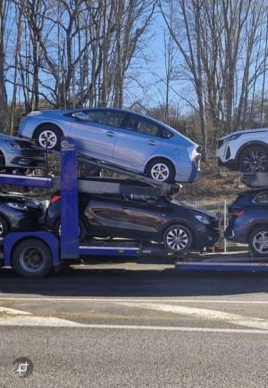Blue Toyota Prius 2012 in Vilnius, with an engine capacity of 1.80 L and mileage of 280 thousand km for 7700 €, photo 11 on AUTOMOTO.COM.LV