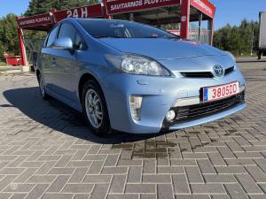 Blue Toyota Prius 2012 in Alytus, with an engine capacity of 1.80 L and mileage of 433 thousand km for 6450 €, photo 5 on AUTOMOTO.COM.LV