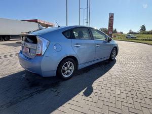 Blue Toyota Prius 2012 in Alytus, with an engine capacity of 1.80 L and mileage of 433 thousand km for 6450 €, photo 6 on AUTOMOTO.COM.LV