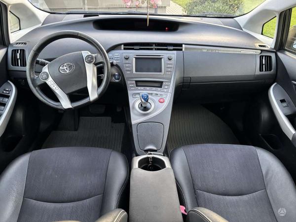 Zils Toyota Prius 2012 Alīta, ar dzinēja tilpumu 1.80 L un nobraukumu 433 tūkst. km par 6450 €, foto 11 vietnē AUTOMOTO.COM.LV