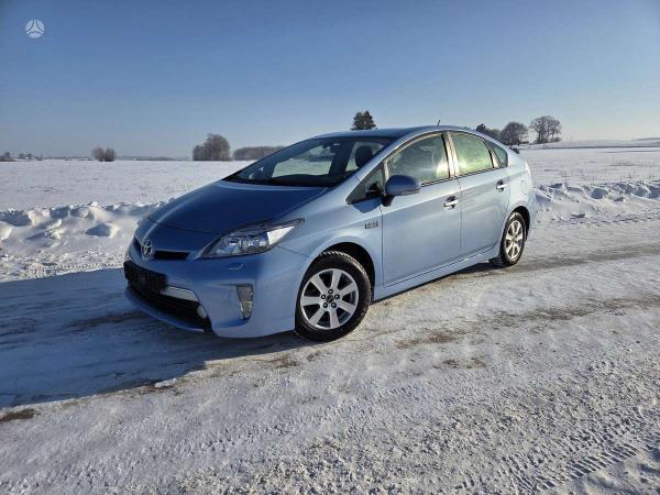 Zils Toyota Prius 2013 Kauņa, ar dzinēja tilpumu 1.80 L un nobraukumu 269 tūkst. km par 6989 €, foto 1 vietnē AUTOMOTO.COM.LV