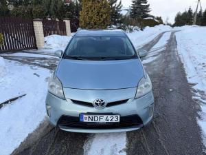 Blue Toyota Prius 2014 in Vilnius, with an engine capacity of 1.80 L and mileage of 340 thousand km for 5450 €, photo 12 on AUTOMOTO.COM.LV
