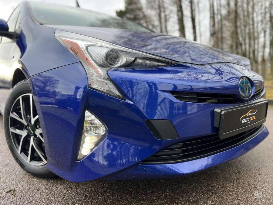 Zils Toyota Prius 2016 Kazlų Rūda, ar dzinēja tilpumu 1.80 L un nobraukumu 274 tūkst. km par 10700 €, foto 5 vietnē AUTOMOTO.COM.LV