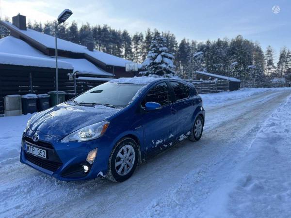 Zils Toyota Prius 2017 Viļņa, ar dzinēja tilpumu 1.50 L un nobraukumu 115 tūkst. km par 8700 €, foto 3 vietnē AUTOMOTO.COM.LV