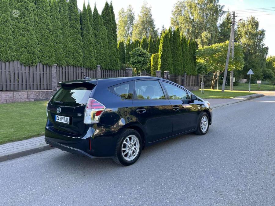 Zils Toyota Prius 2017 Viļņa, ar dzinēja tilpumu 1.80 L un nobraukumu 116 tūkst. km par 9499 €, foto 1 vietnē AUTOMOTO.COM.LV