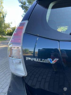Zils Toyota Prius 2017 Viļņa, ar dzinēja tilpumu 1.80 L un nobraukumu 116 tūkst. km par 9499 €, foto 9 vietnē AUTOMOTO.COM.LV