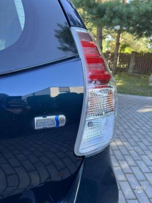 Zils Toyota Prius 2017 Viļņa, ar dzinēja tilpumu 1.80 L un nobraukumu 116 tūkst. km par 9499 €, foto 10 vietnē AUTOMOTO.COM.LV