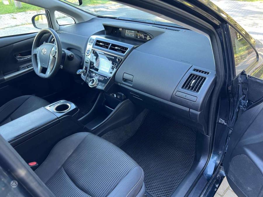 Zils Toyota Prius 2017 Viļņa, ar dzinēja tilpumu 1.80 L un nobraukumu 116 tūkst. km par 9499 €, foto 16 vietnē AUTOMOTO.COM.LV