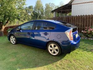 Blue Toyota Prius 2010 in Vilnius, with an engine capacity of 1.80 L and mileage of 172 thousand km for 7400 €, photo 3 on AUTOMOTO.COM.LV