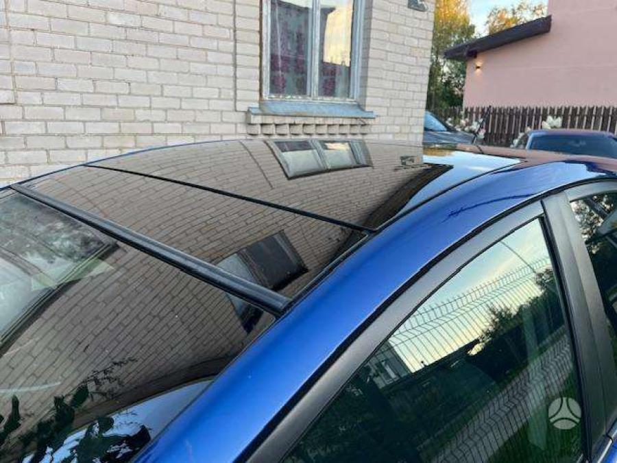 Blue Toyota Prius 2010 in Vilnius, with an engine capacity of 1.80 L and mileage of 172 thousand km for 7400 €, photo 11 on AUTOMOTO.COM.LV