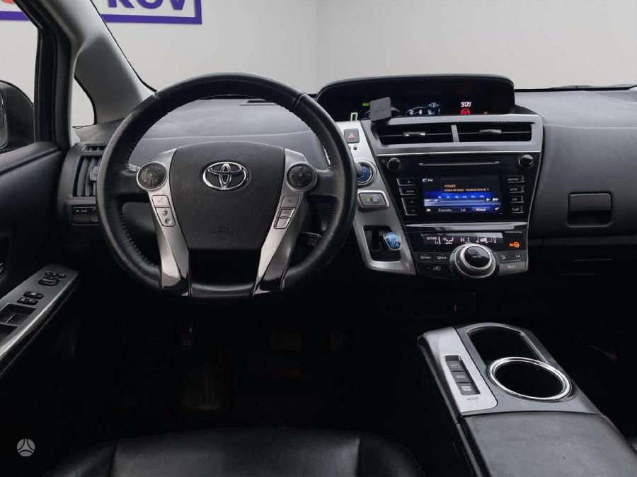Zils Toyota Prius 2017 Viļņa, ar dzinēja tilpumu 1.80 L un nobraukumu 284 tūkst. km par 12699 €, foto 12 vietnē AUTOMOTO.COM.LV