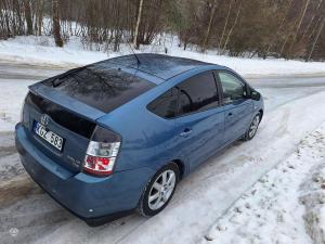 Blue Toyota Prius 2004 in Vilnius, with an engine capacity of 1.50 L and mileage of 28 thousand km for 2949 €, photo 6 on AUTOMOTO.COM.LV