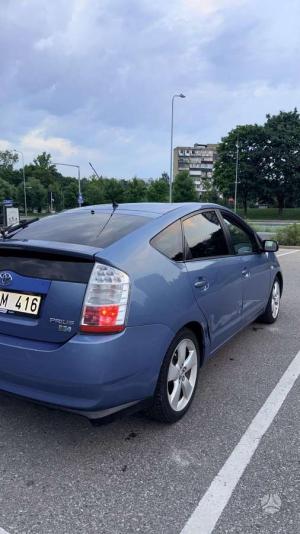 Zils Toyota Prius 2006 Viļņa, ar dzinēja tilpumu 1.50 L un nobraukumu 342 tūkst. km par 3000 €, foto 6 vietnē AUTOMOTO.COM.LV