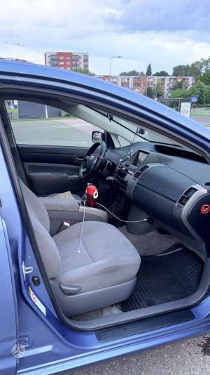 Zils Toyota Prius 2006 Viļņa, ar dzinēja tilpumu 1.50 L un nobraukumu 342 tūkst. km par 3000 €, foto 10 vietnē AUTOMOTO.COM.LV