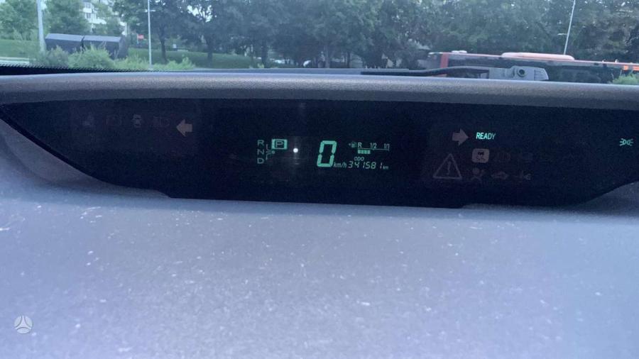 Zils Toyota Prius 2006 Viļņa, ar dzinēja tilpumu 1.50 L un nobraukumu 342 tūkst. km par 3000 €, foto 15 vietnē AUTOMOTO.COM.LV