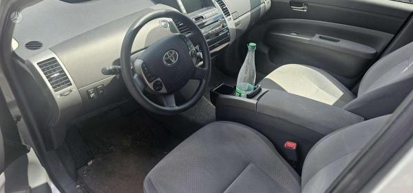 Brūns Toyota Prius 2005 Kauņa, ar dzinēja tilpumu 1.50 L un nobraukumu 167 tūkst. km par 4400 €, foto 8 vietnē AUTOMOTO.COM.LV