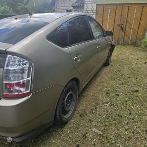 Brūns Toyota Prius 2006 Jonava, ar dzinēja tilpumu 1.50 L un nobraukumu 468 tūkst. km par 1300 €, foto 9 vietnē AUTOMOTO.COM.LV