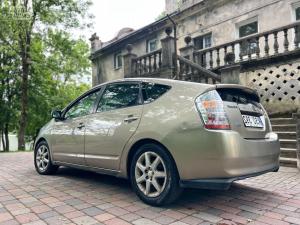 Brūns Toyota Prius 2007 Kauņa, ar dzinēja tilpumu 1.50 L un nobraukumu 330 tūkst. km par 2649 €, foto 5 vietnē AUTOMOTO.COM.LV