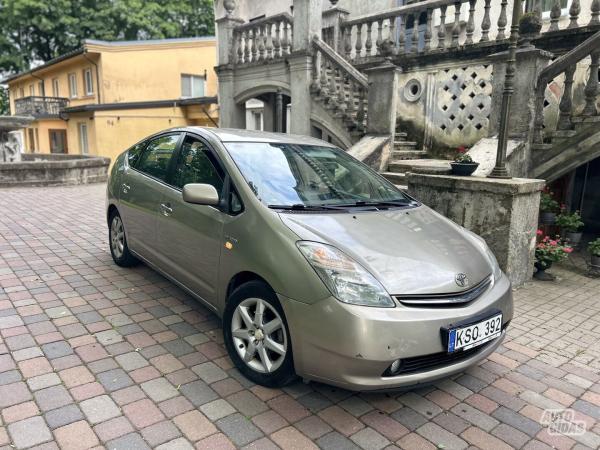 Brūns Toyota Prius 2007 Kauņa, ar dzinēja tilpumu 1.50 L un nobraukumu 330 tūkst. km par 2649 €, foto 7 vietnē AUTOMOTO.COM.LV