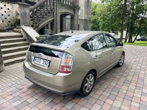 Brūns Toyota Prius 2007 Kauņa, ar dzinēja tilpumu 1.50 L un nobraukumu 330 tūkst. km par 2649 €, foto 13 vietnē AUTOMOTO.COM.LV