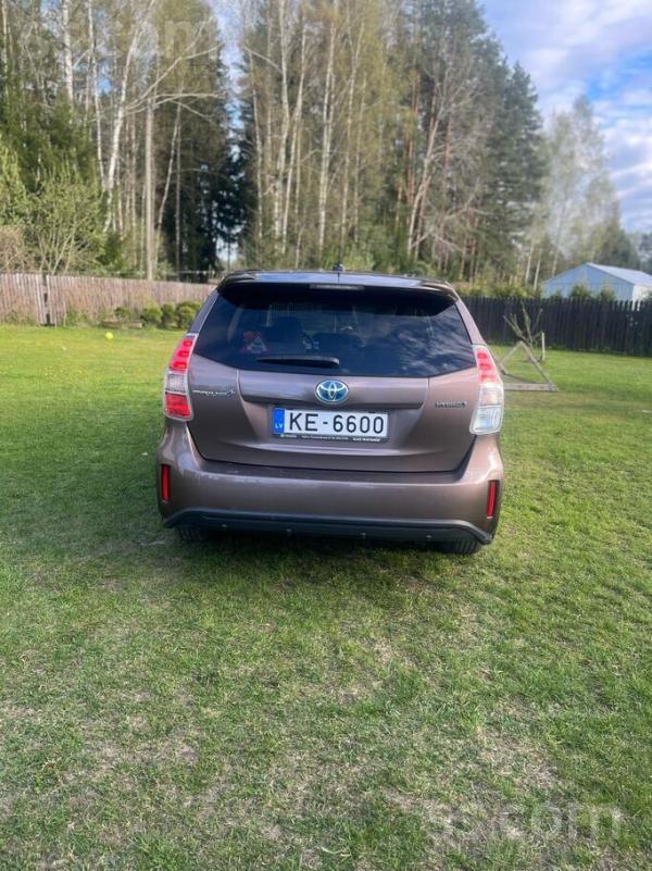 Brūns Toyota Prius 2018 Rīga, ar dzinēja tilpumu 1.80 L un nobraukumu 143 tūkst. km par 15800 €, foto 8 vietnē AUTOMOTO.COM.LV