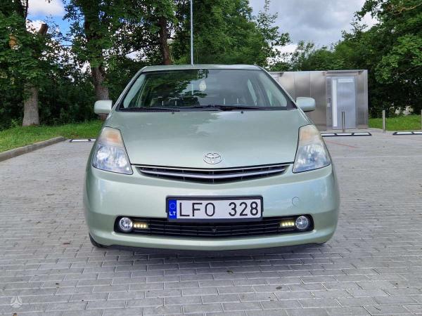 Zaļš Toyota Prius 2007 Rokiškis, ar dzinēja tilpumu 1.50 L un nobraukumu 261 tūkst. km par 4000 €, foto 2 vietnē AUTOMOTO.COM.LV