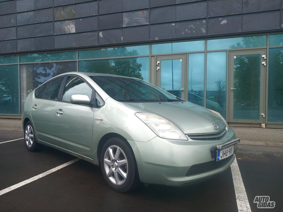 Zaļš Toyota Prius 2008 Šauļi, ar dzinēja tilpumu 1.50 L un nobraukumu 346 tūkst. km par 3200 €, foto 3 vietnē AUTOMOTO.COM.LV