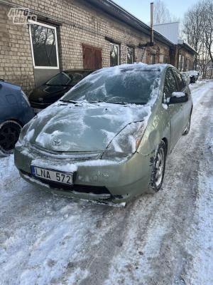 Zaļš Toyota Prius 2008 Viļņa, ar dzinēja tilpumu 1.50 L un nobraukumu 464 tūkst. km par 1200 €, foto  vietnē AUTOMOTO.COM.LV