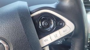 Zaļš Toyota Prius 2018 Marijampole, ar dzinēja tilpumu 1.80 L un nobraukumu 185 tūkst. km par 13800 €, foto 12 vietnē AUTOMOTO.COM.LV