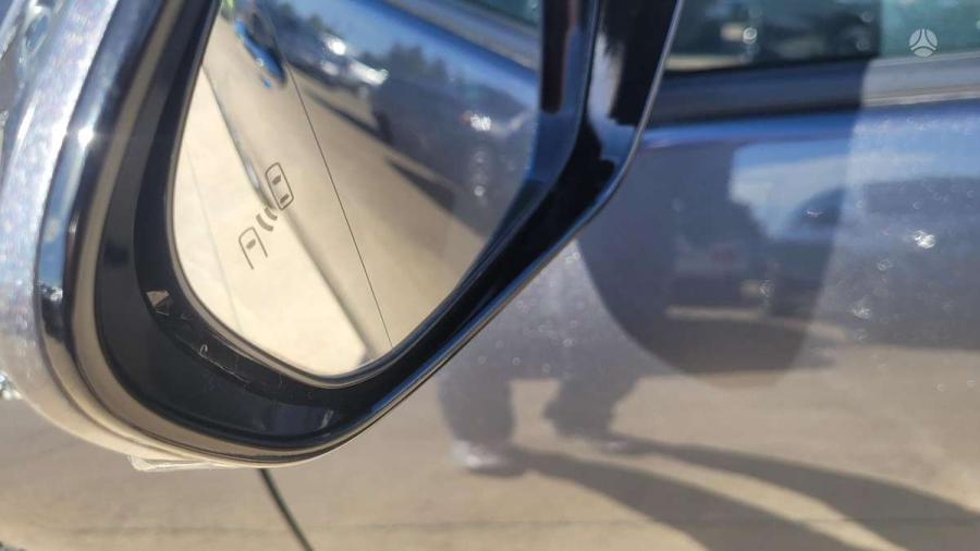 Zaļš Toyota Prius 2018 Marijampole, ar dzinēja tilpumu 1.80 L un nobraukumu 185 tūkst. km par 13800 €, foto 25 vietnē AUTOMOTO.COM.LV
