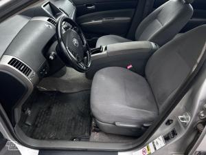 Grey Toyota Prius 2007 in Kaunas, with an engine capacity of 1.50 L and mileage of 300 thousand km for 1700 €, photo 11 on AUTOMOTO.COM.LV