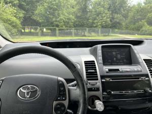 Grey Toyota Prius 2004 in Vilnius, with an engine capacity of 1.50 L and mileage of 89 thousand km for 2000 €, photo 10 on AUTOMOTO.COM.LV