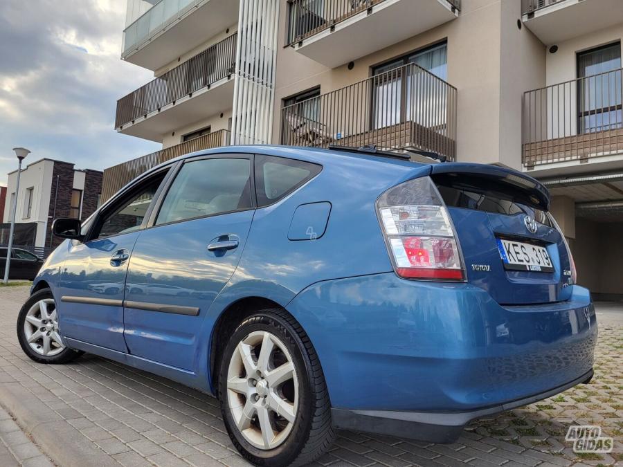 Серый Тойота Приус 2005 в Вильнюс, объемом двигателя 1.50 л и пробегом 330 тыс. км за 2650 €, фото 8 на AUTOMOTO.COM.LV