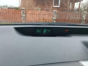 Pelēks Toyota Prius 2005 Viļņa, ar dzinēja tilpumu 1.50 L un nobraukumu 246 tūkst. km par 1900 €, foto 7 vietnē AUTOMOTO.COM.LV