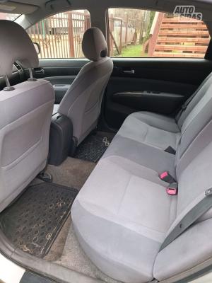 Pelēks Toyota Prius 2005 Viļņa, ar dzinēja tilpumu 1.50 L un nobraukumu 246 tūkst. km par 1900 €, foto 9 vietnē AUTOMOTO.COM.LV