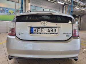 Pelēks Toyota Prius 2005 Viļņa, ar dzinēja tilpumu 1.50 L un nobraukumu 330 tūkst. km par 2650 €, foto 8 vietnē AUTOMOTO.COM.LV