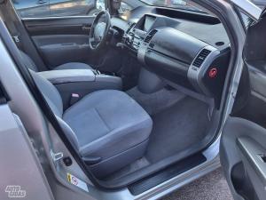 Pelēks Toyota Prius 2005 Viļņa, ar dzinēja tilpumu 1.50 L un nobraukumu 330 tūkst. km par 2650 €, foto 12 vietnē AUTOMOTO.COM.LV