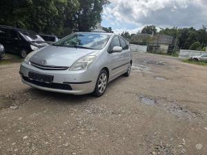 Pelēks Toyota Prius 2005 Viļņa, ar dzinēja tilpumu 0.00 L un nobraukumu 268 tūkst. km par 3100 €, foto  vietnē AUTOMOTO.COM.LV