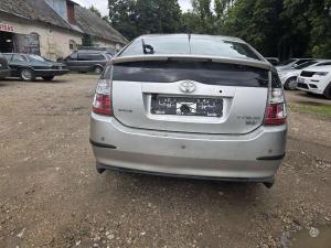 Pelēks Toyota Prius 2005 Viļņa, ar dzinēja tilpumu 0.00 L un nobraukumu 268 tūkst. km par 3100 €, foto 6 vietnē AUTOMOTO.COM.LV